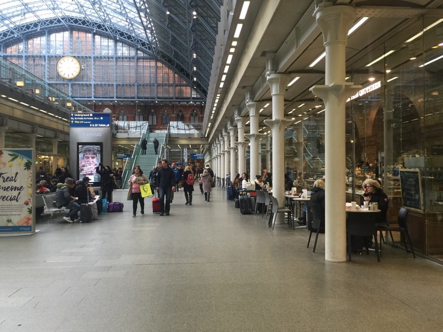 런던 세인트 판크라스역st Pancras빅토리아시대의 걸작 고딕건축물하늘을 찌를듯한 붉은 벽돌 탑 네이버 블로그